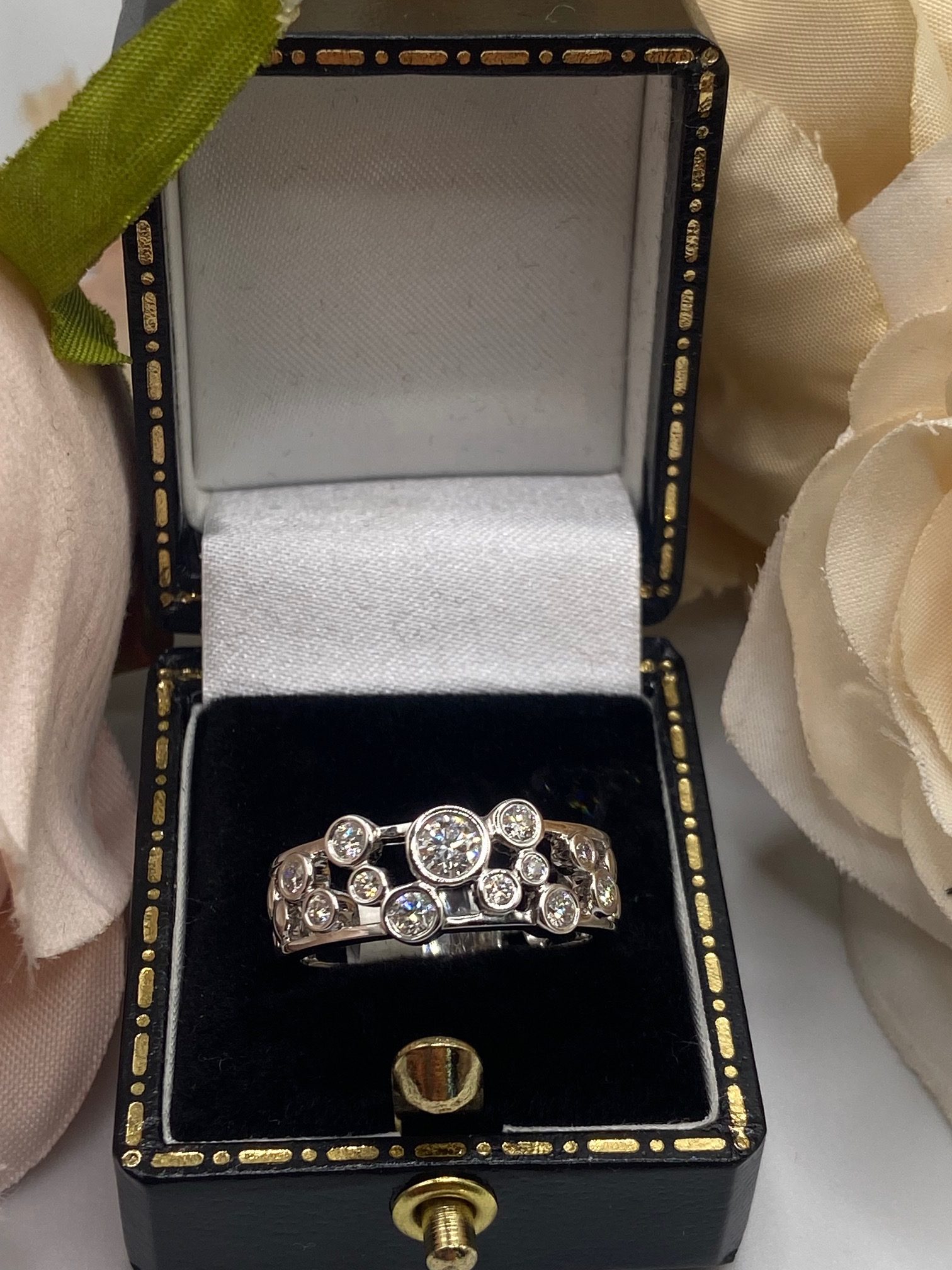 Diamond bubble ring. - Dysons Jewellers